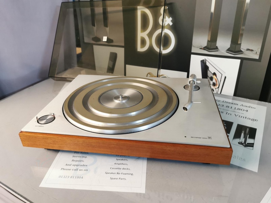 BEOGRAM 3000 TURNTABLE - Quality Dream Audio